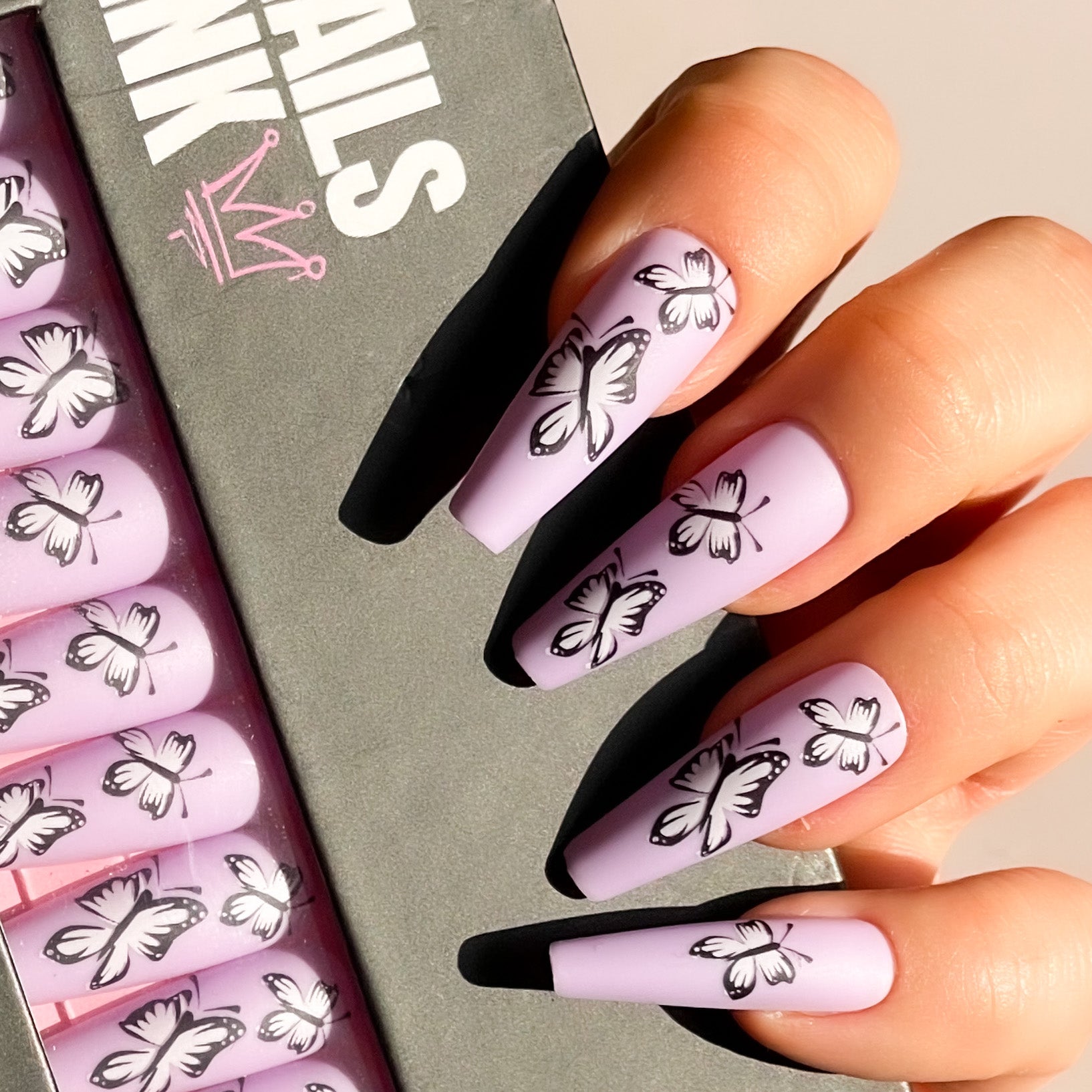 INSUPERABLE – Nails Ink